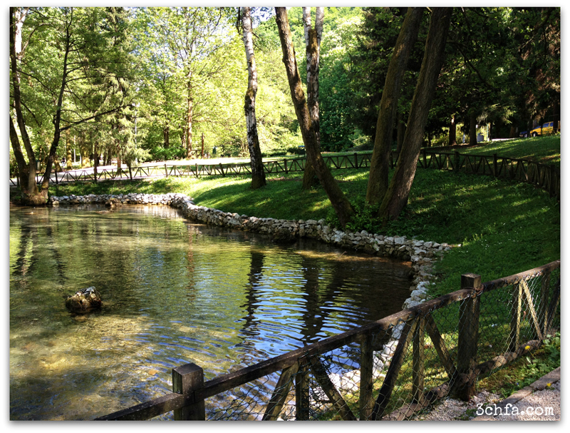 Bosnia: Vrelo Bosne (Spring of Bosna) « 3chfa.com