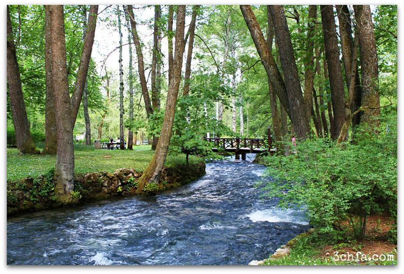 Bosnia: Vrelo Bosne (Spring of Bosna) « 3chfa.com